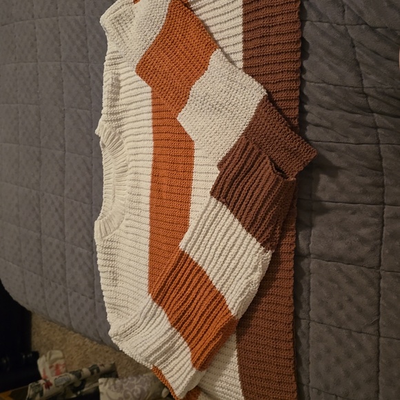 moon & madison | Sweaters | Moon Madison Sweater | Poshmark